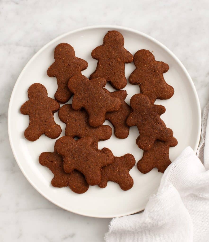Vegan Gingerbread Cookies Recipe - Love and Lemons