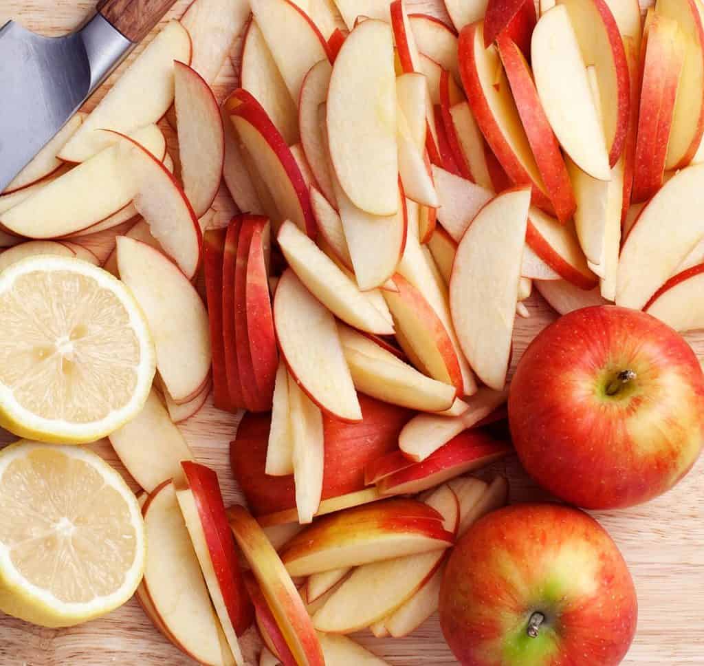 Apple Crumble Pie Recipe - Love and Lemons