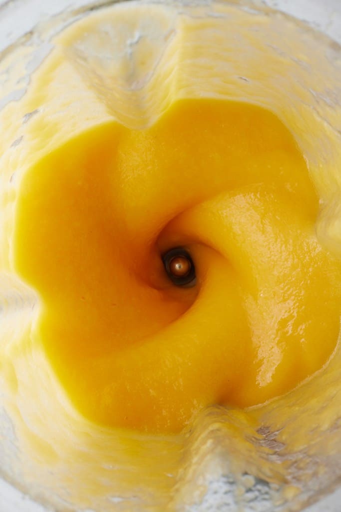 Bellini Cocktail Recipe - Love and Lemons